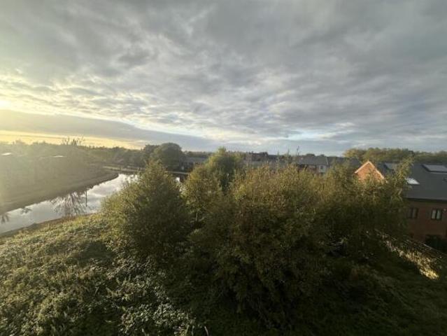 2 bedroom apartment for rent in Ashton House, Droylsden, M43