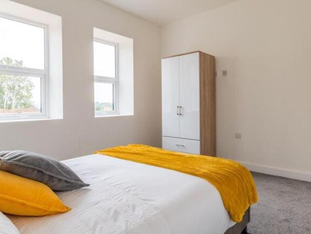 2 bedroom apartment for rent in Ash Tree Garth, Leeds, West Yorkshire, LS9
