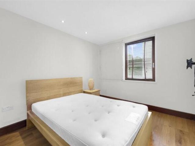 2 bedroom apartment for rent in Assam Street, E1