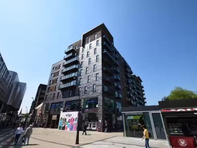 2 bedroom apartment for rent in Asscher House, 5 St Johns Gard.