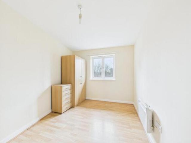 2 bedroom apartment for rent in Aspects Court, Slough, Berkshire, SL1