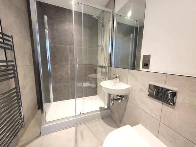 2 bedroom apartment for rent in Aspire Herschel Street Slough, SL1