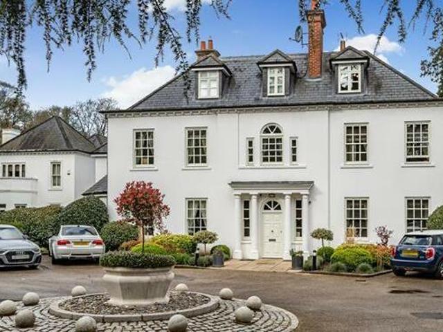 2 Bedroom Apartment For Rent In Buckhurst Road