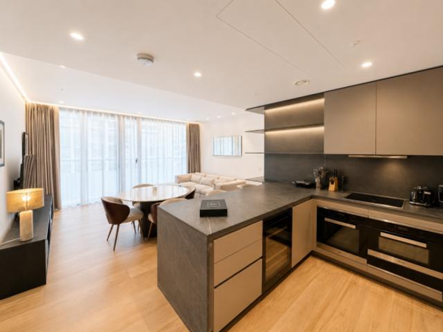 2 bedroom apartment for rent in Buckingham Palace Road, London, SW1W