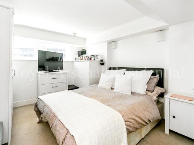 2 bedroom apartment for rent in Building 22, Cadogan Road, Royal Arsenal SE18