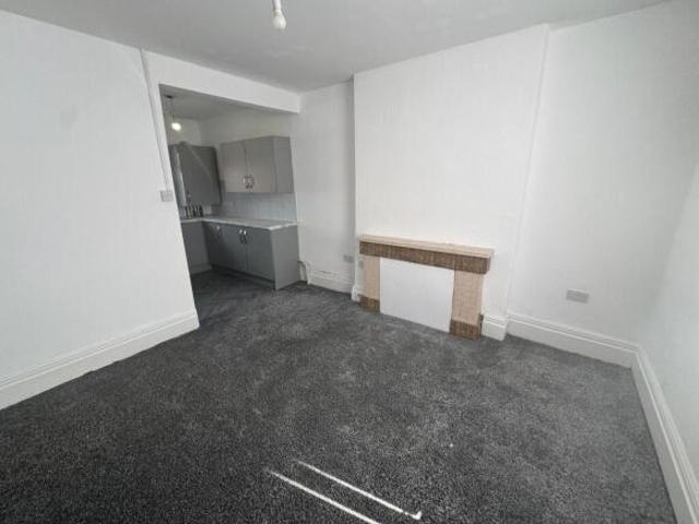 2 bedroom apartment for rent in Bushbury Road, WV10