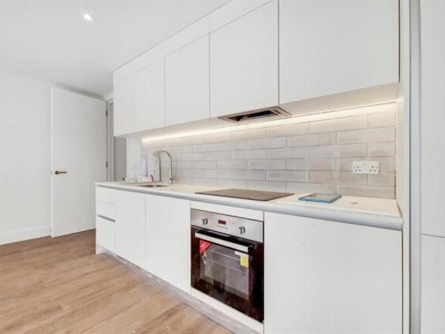 2 bedroom apartment for rent in Burleigh Way, Enfield, EN2