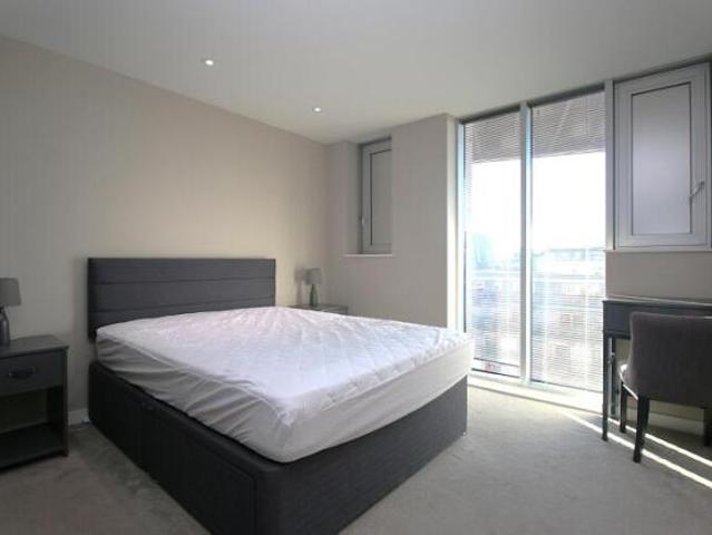 2 bedroom apartment for rent in Burlington House, Tariff Street Manchester M1