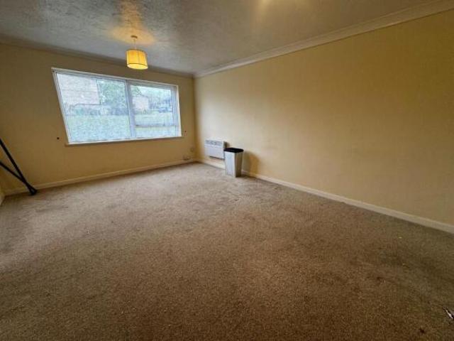 2 bedroom apartment for rent in Burrows Court, Lumbertubs, Northampton NN3