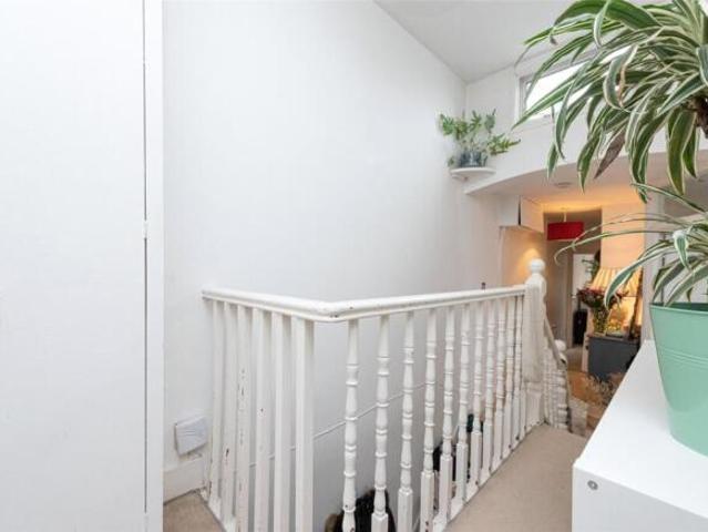 2 bedroom apartment for rent in Burrows Road, Kensal Rise, NW10