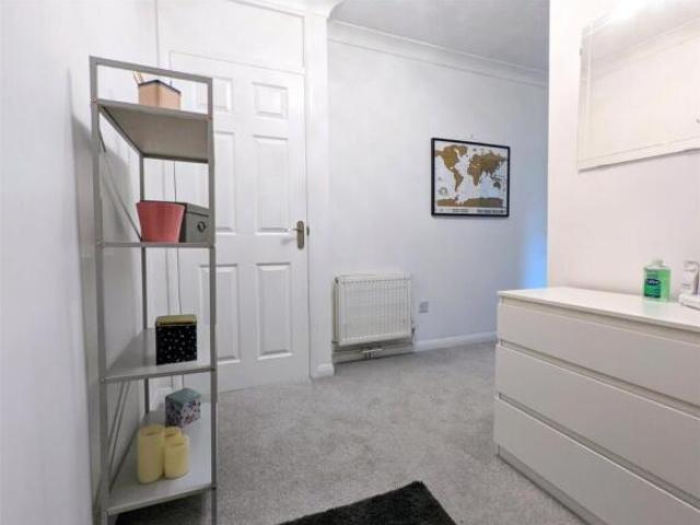 2 bedroom apartment for rent in Burton Road, Poole, BH13