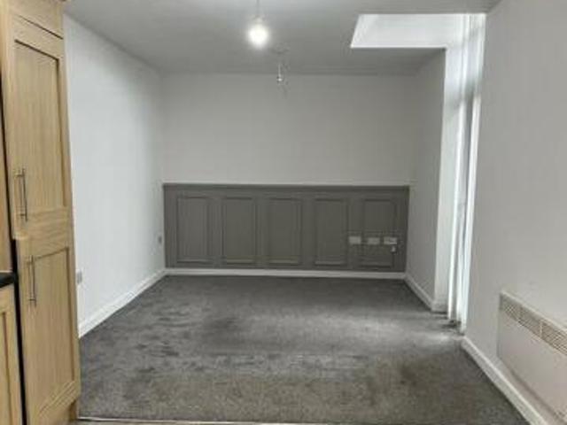 2 Bedroom Apartment For Rent In Back Mersey View