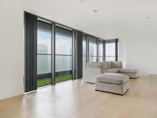 2 bedroom apartment for rent in Bagshaw Building, Wardian, E14