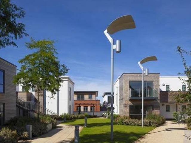 2 bedroom apartment for rent in Baily Park Way Newbury Berkshire RG14