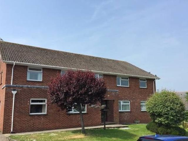 2 bedroom apartment for rent in Balfour Court Sidmouth EX10
