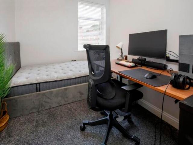 2 bedroom apartment for rent in Balfour Street, York, YO26