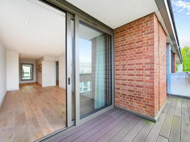 2 bedroom apartment for rent in Balham High Road, London, SW17