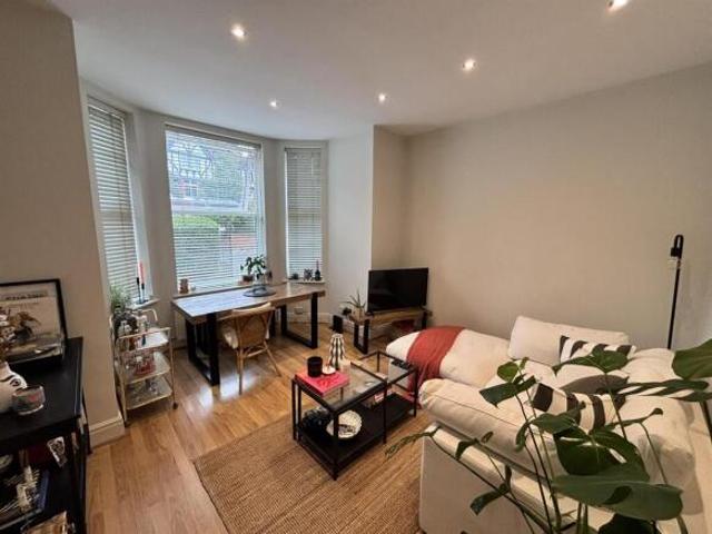2 bedroom apartment for rent in Ballbrook Avenue, Didsbury, Manchester, M20