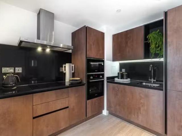 2 bedroom apartment for rent in Baltic Yard, Blundell Street.