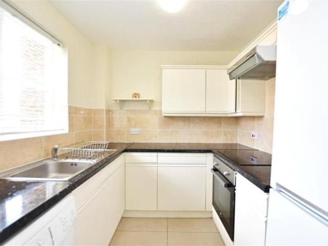 2 bedroom apartment for rent in Bankside Close, Isleworth, TW7
