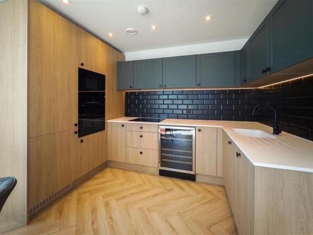 2 bedroom apartment for rent in Bankside, Colliers Yard, M3
