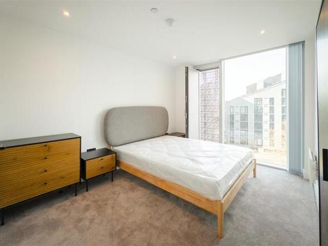 2 bedroom apartment for rent in Bankside, Colliers Yard, M3