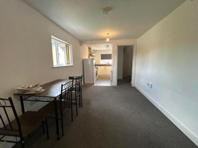2 bedroom apartment for rent in Basford Road, Nottingham, City, NG6