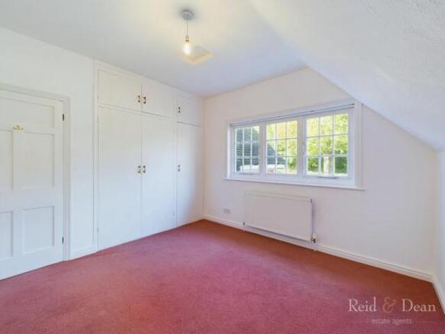2 bedroom apartment for rent in Baslow Road, Eastbourne, BN20