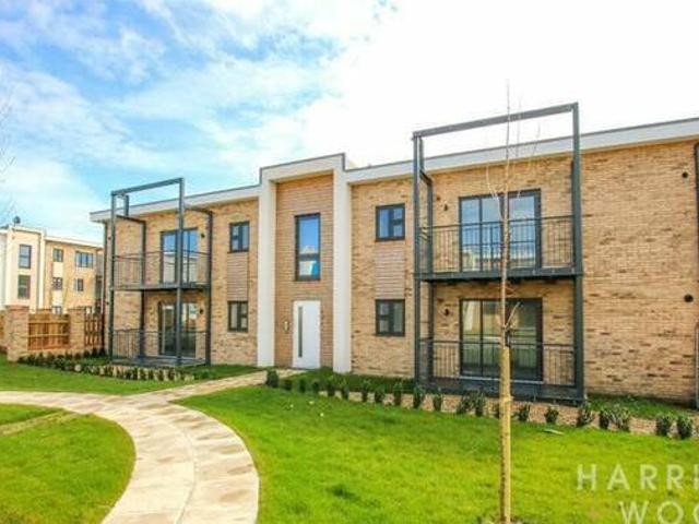 2 bedroom apartment for rent in Barcro Square Colchester Essex CO1