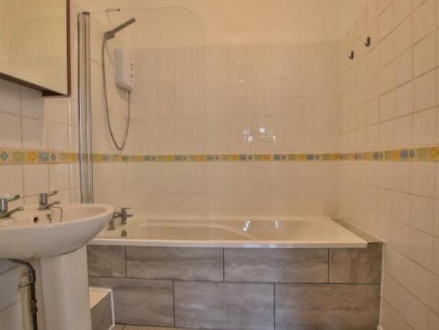 2 bedroom apartment for rent in Barker Street, Worcester, WR3