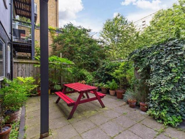 2 bedroom apartment for rent in Bartholomew Square, EC1, EC1V