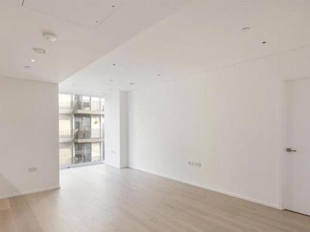2 Bedroom Apartment For Rent In Battersea, London