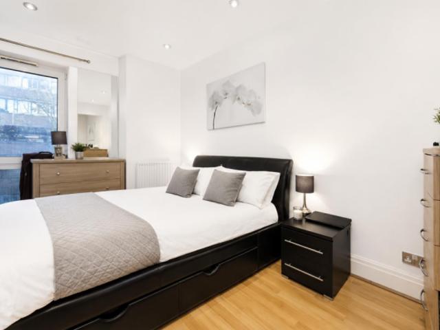 2 bedroom apartment for rent in Beckford Close, Kensington, W14