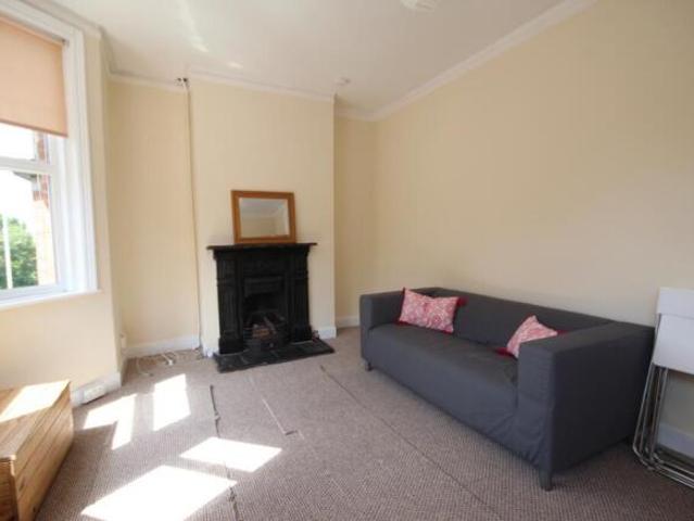 2 bedroom apartment for rent in Bear Road, Brighton, BN2