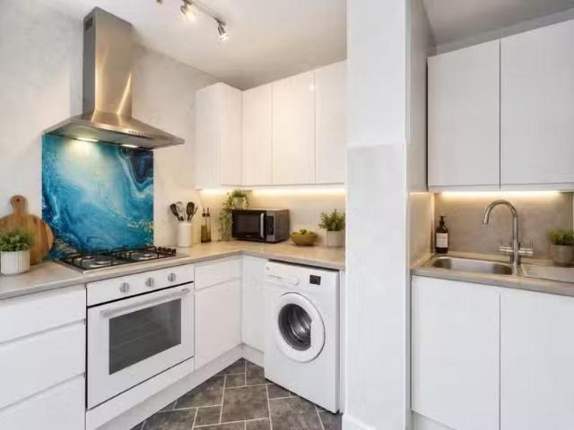 2 bedroom apartment for rent in Bear Road, Brighton, BN2