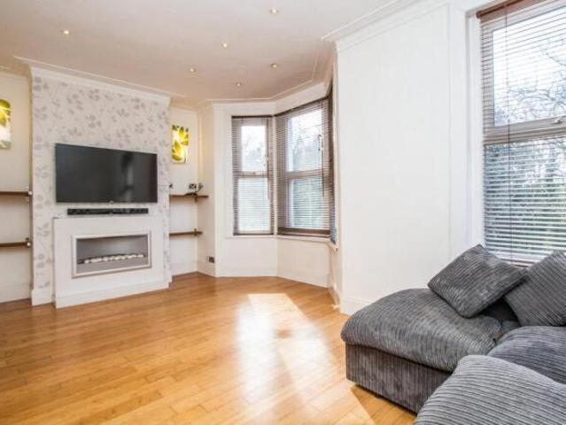 2 bedroom apartment for rent in Bear Road, Brighton, BN2