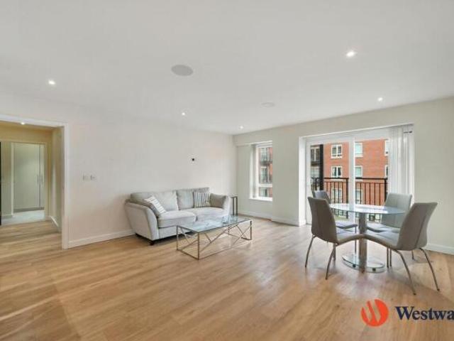 2 bedroom apartment for rent in Beaufort Square, Colindale, London, NW9