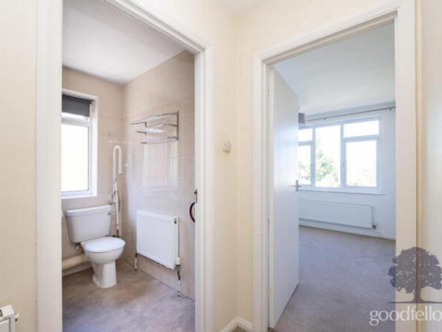 2 bedroom apartment for rent in Beddington Gardens, Wallington, Sutton, SM6