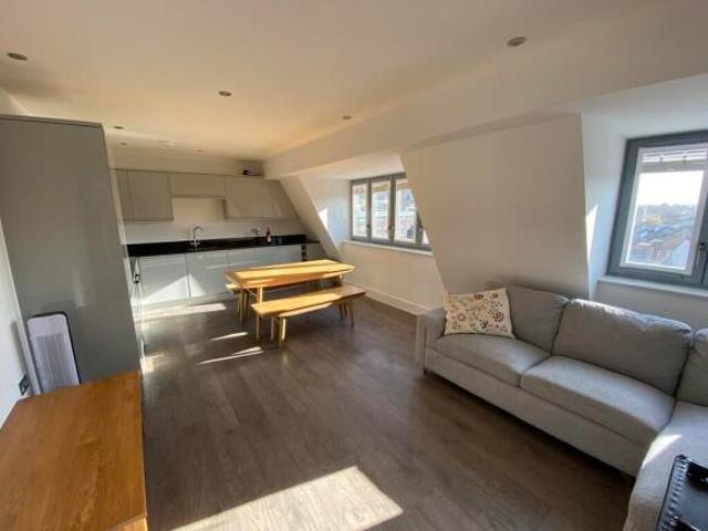 2 bedroom apartment for rent in Bedford Road, Guildford, GU1