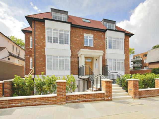 2 bedroom apartment for rent in Beechcroft Avenue, Golders Green, NW11