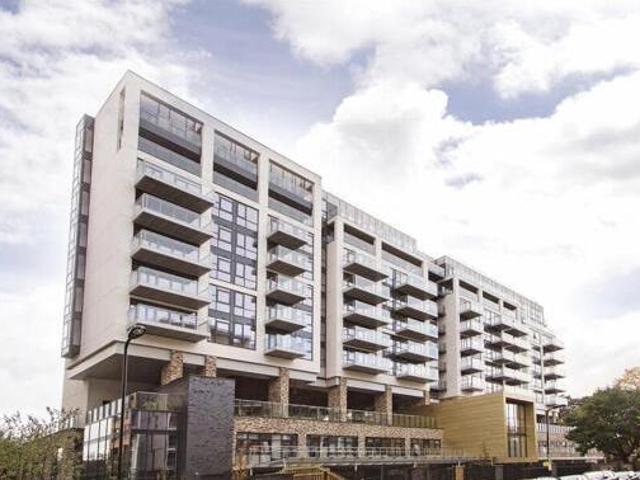 2 Bedroom Apartment For Rent In Beechwood Road, London