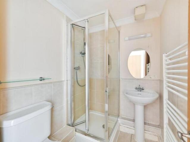 2 bedroom apartment for rent in Belmont Court, Vachel Road, Reading, RG1