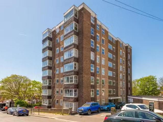 2 bedroom apartment for rent in Belle Vue Gardens, Brighton, BN2