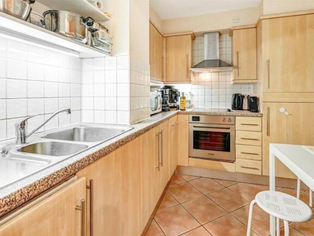 2 bedroom apartment for rent in Belvedere Road, London, SE1