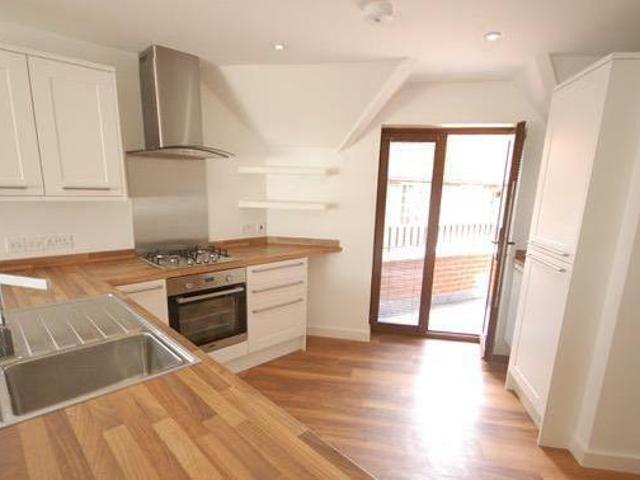 2 Bedroom Apartment For Rent In Berkshire