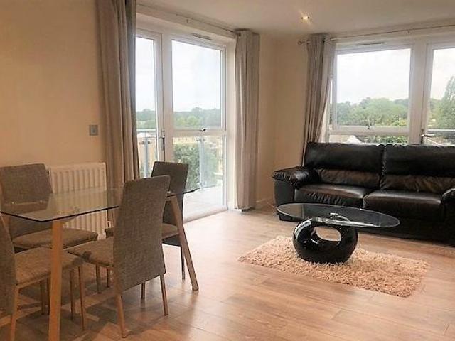 2 Bedroom Apartment For Rent In Berkshire