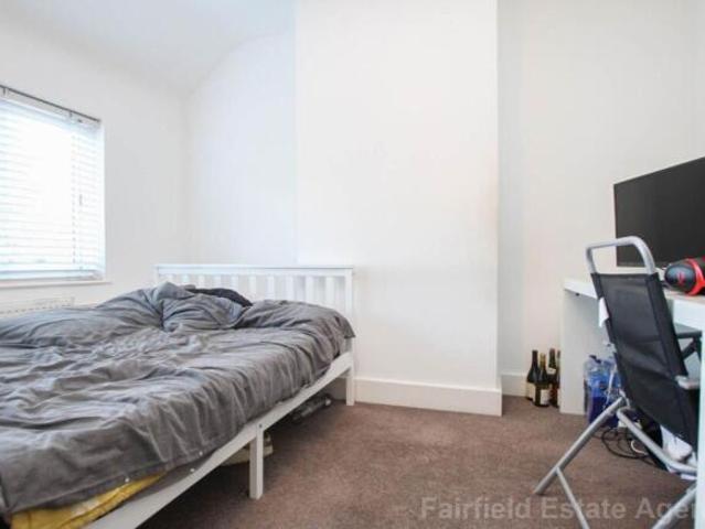 2 bedroom apartment for rent in Berry Avenue, Watford, WD24