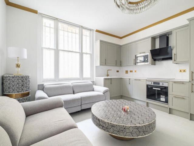 2 bedroom apartment for rent in Bickenhall Street, London, W1U