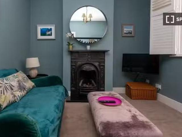 2 bedroom apartment for rent in Bishop's, London