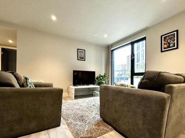 2 Bedroom Apartment For Rent In Birmingham, West Midlands